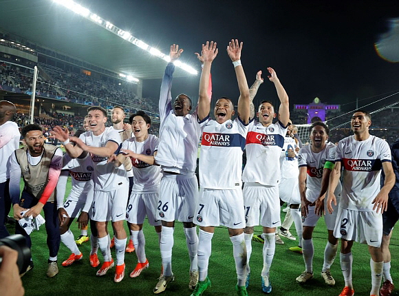 ‘UCL’ PSG, 바르셀로나 4-1 대파하고 4강 진출… 이강인 13분 출전